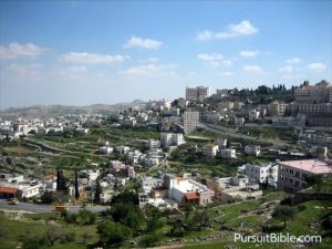 Jesus Born in a Bethlehem Manger: Significance & Meaning – Pursuit Bible